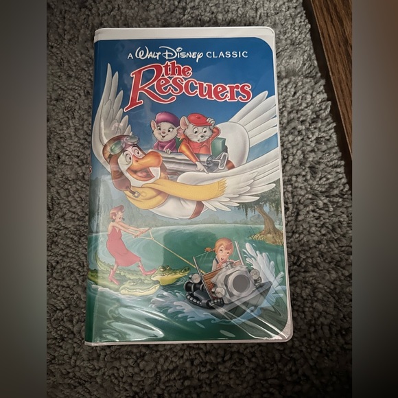 Disney | Media | The Rescuers Vhs | Poshmark
